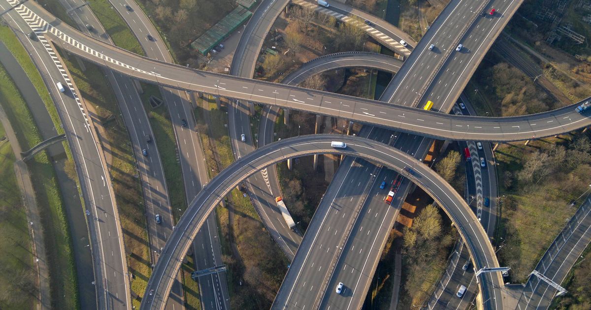 A layered thing: life under Birmingham’s Spaghetti Junction – thinking ...